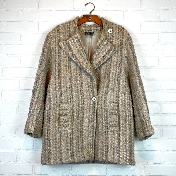 Vintage | Jackets & Coats | Vintage Tapestries Ireland Irish Wool ...
